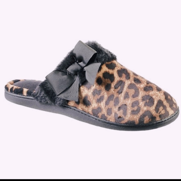 totes | Shoes | Totes Toasties Womens Cheetah Slippers | Poshmark